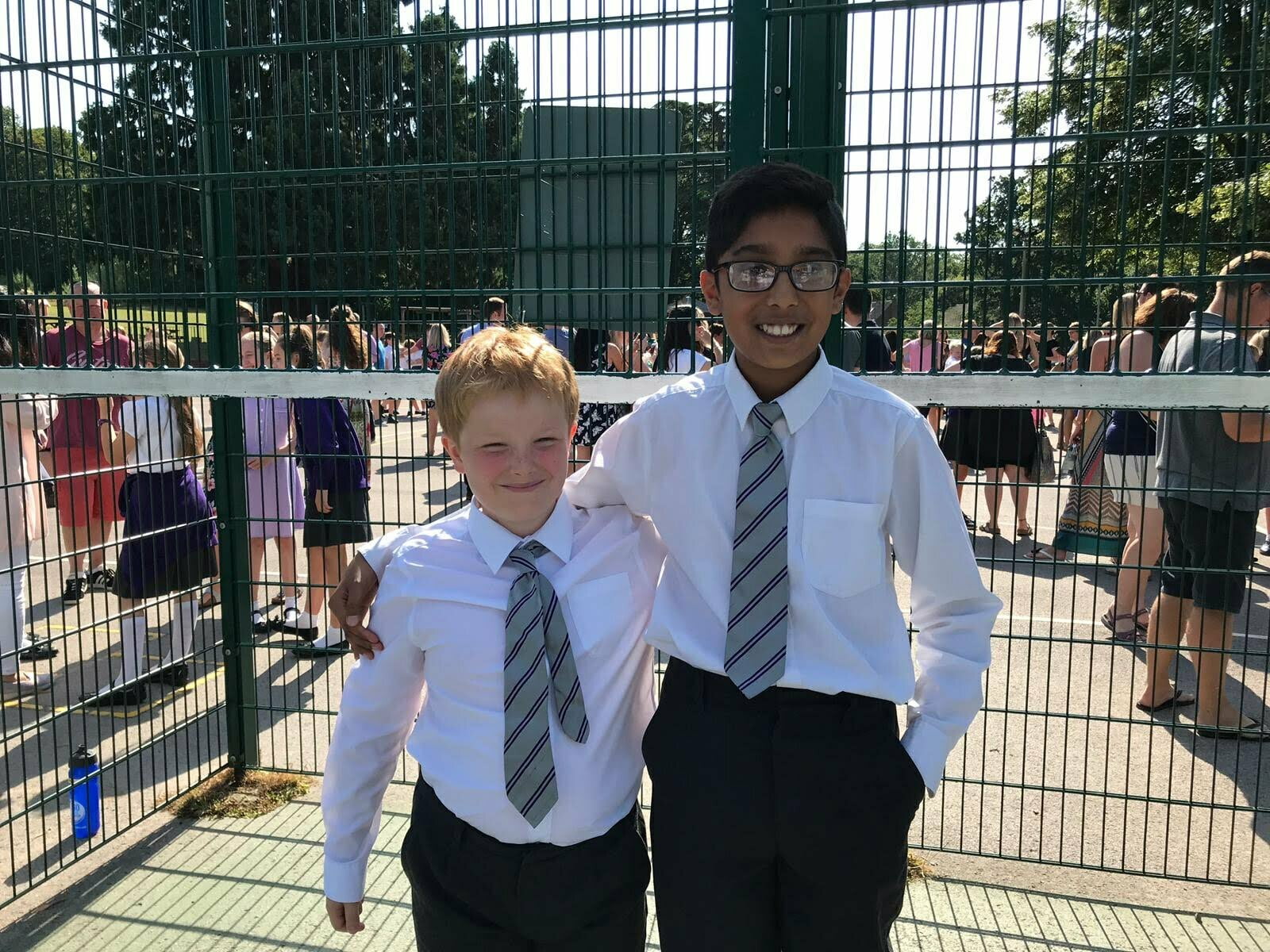 Ravenscote School children raise funds for our charity - Little Troopers